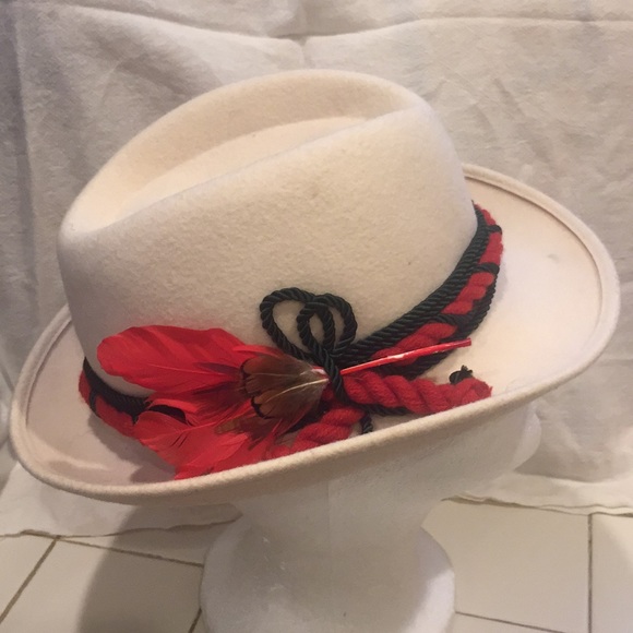 Ischler Hut Reine Handatbeit | Accessories | Ischler Hut Reine ...